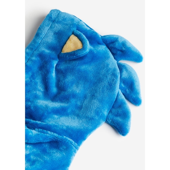H&M | Shirts & Tops | Hm Boys Sonic The Hedgehog Super Soft Plush Pile ...